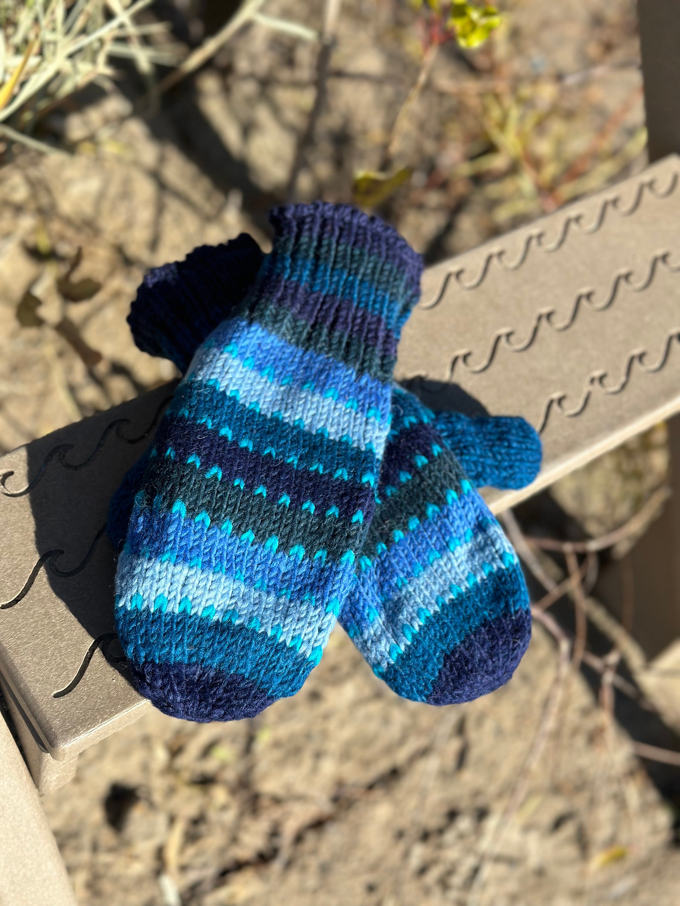 Himalayan Sherpa Wool Hand Knitted Mitten, Fleece Lining, Warm Wool ...