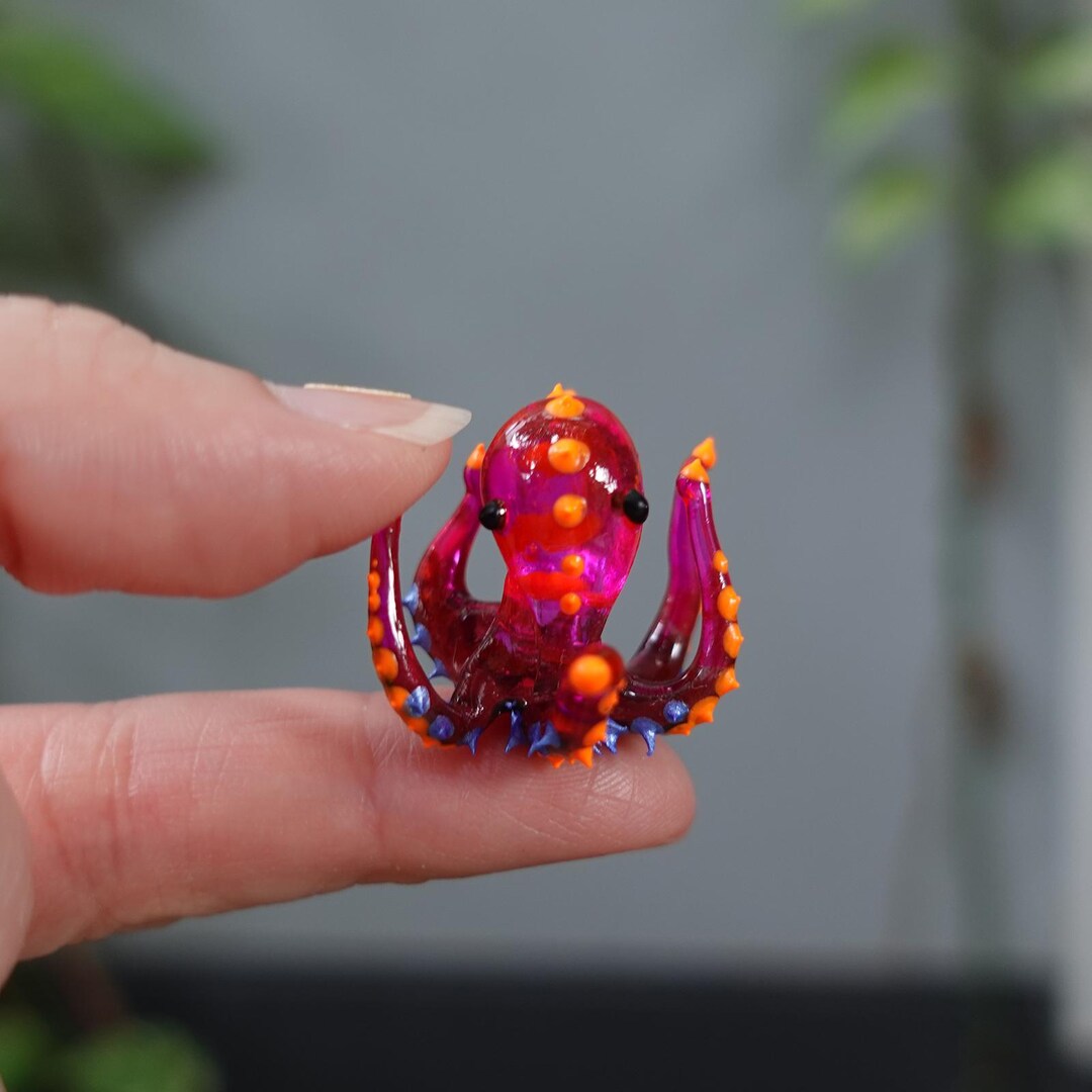Tiny Micro Octopus Figurines Hand Painted Blown Glass Art Sea Animals ...