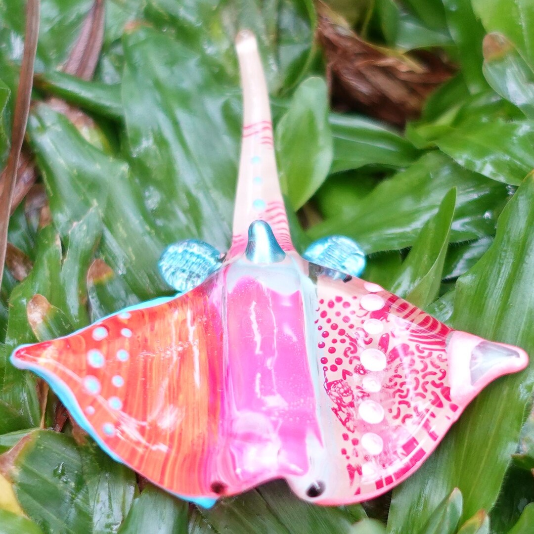 Manta Ray Miniature Figurines Animals Hand Painted Pink Orange Blown ...