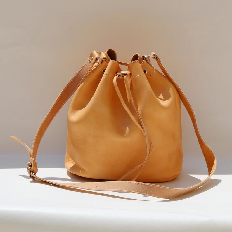LEATHER BUCKET BAG Naturalsize Large Leather Shoulder Bag | Etsy
