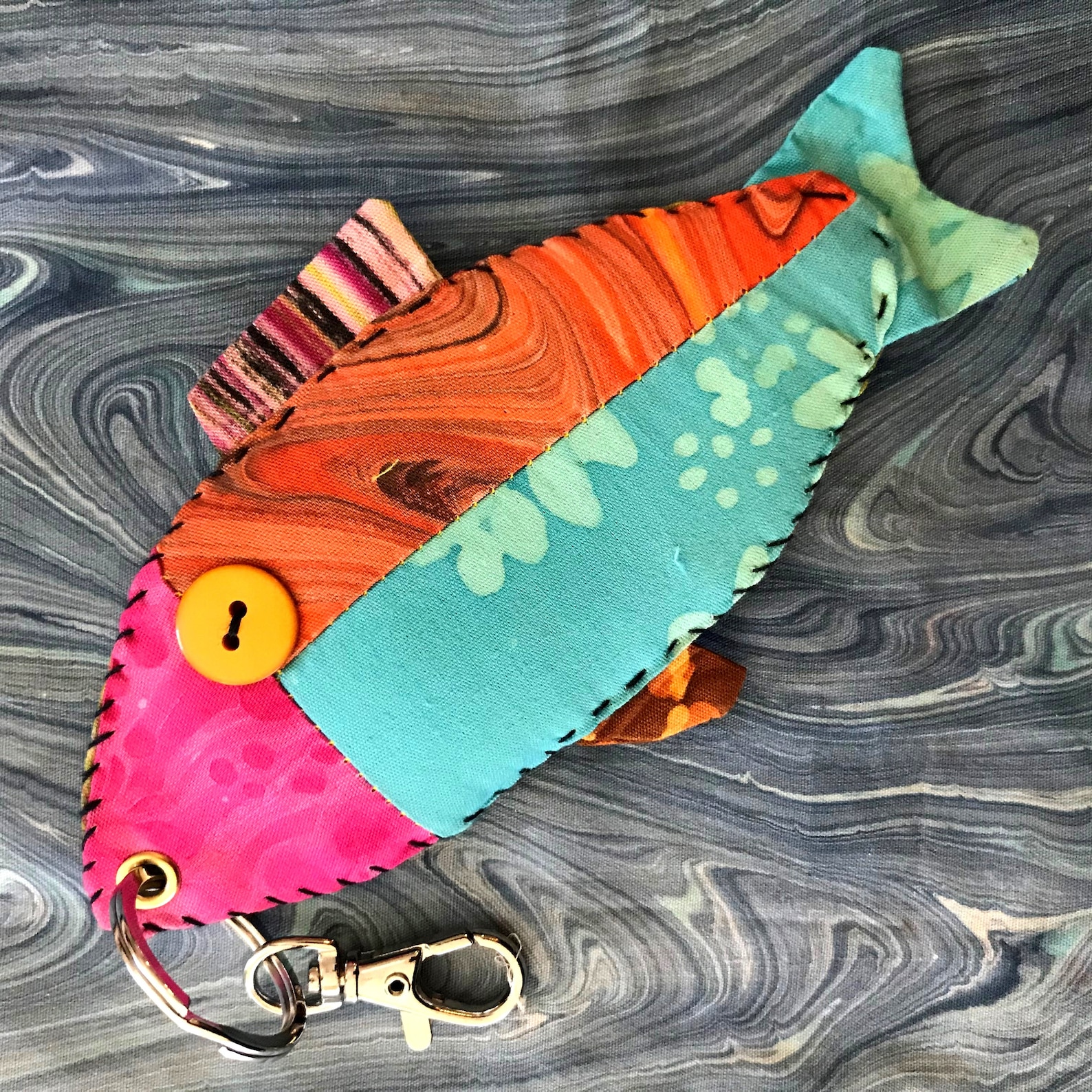 Patchwork Fish Keychains School 12 | Etsy