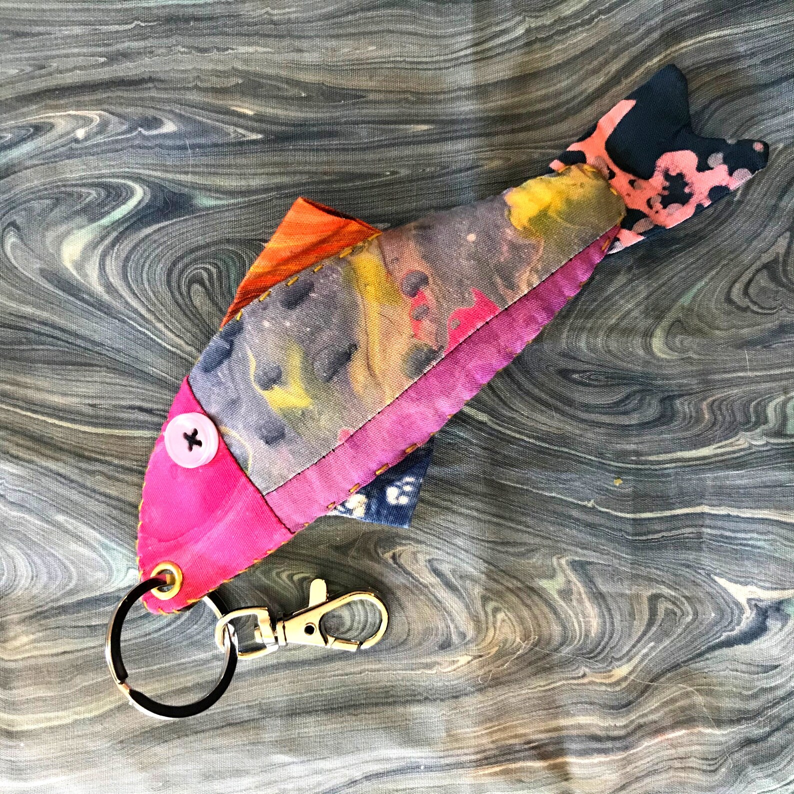 Patchwork Fish Keychains School 4 - Etsy