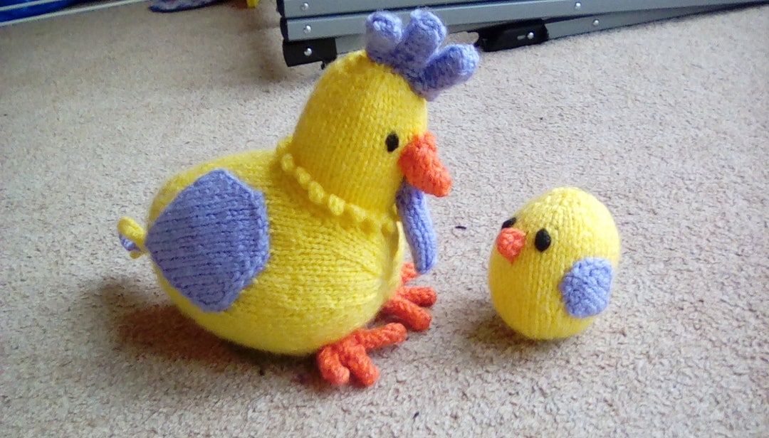 Knitted Hen and Chick - Etsy UK