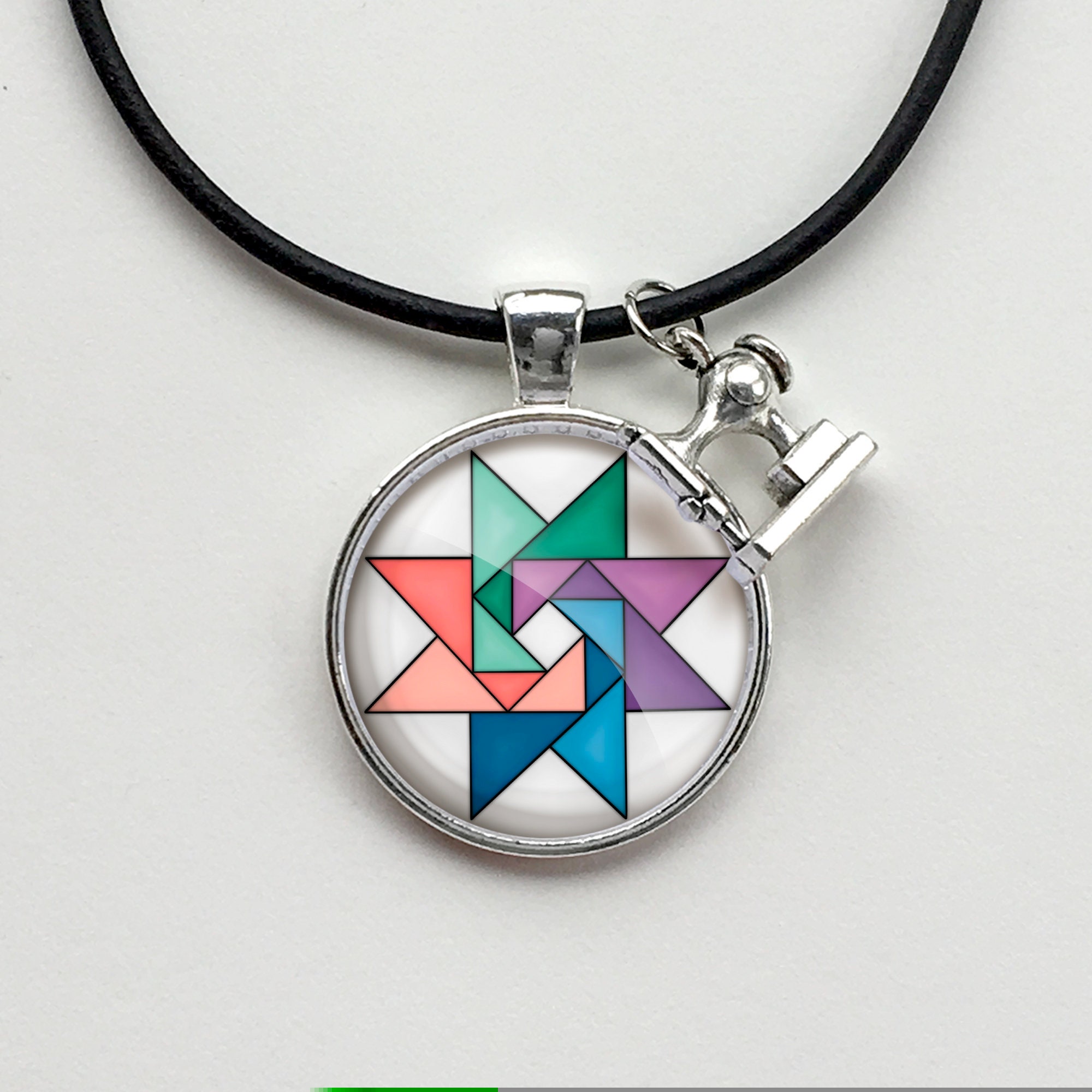 Circular Pastel Twirling Star Quilt Block Necklace - Etsy
