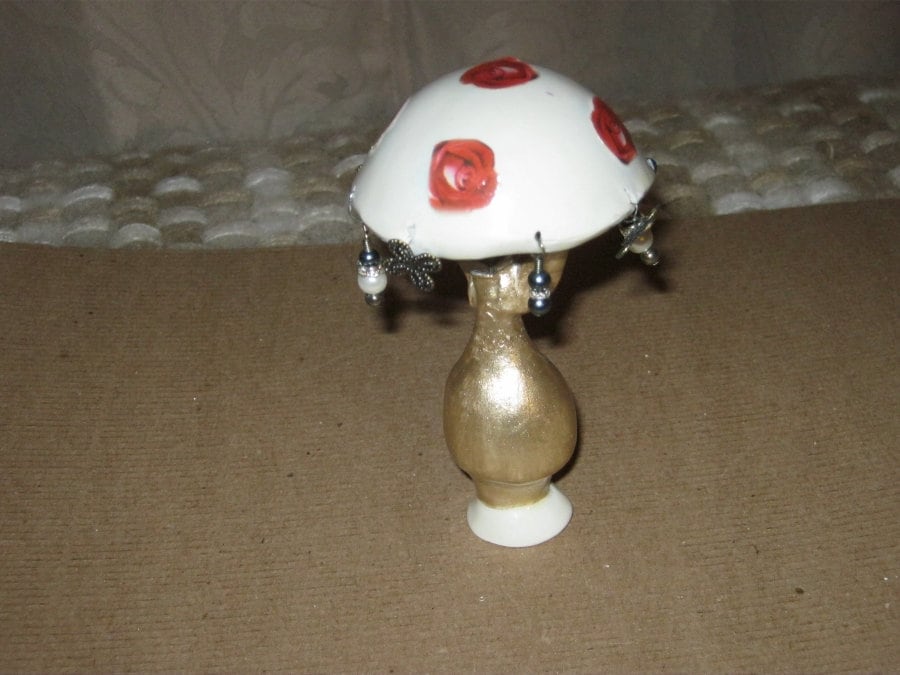 Cream and Gold Vanity Table With Mirror, Lamp, and Accessories - Etsy