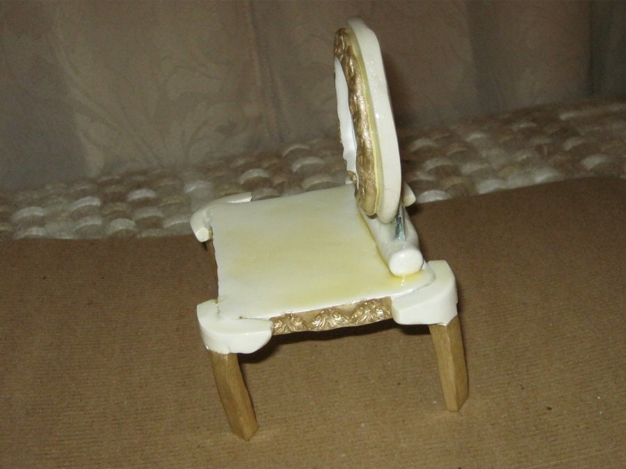 Cream and Gold Vanity Table With Mirror, Lamp, and Accessories - Etsy