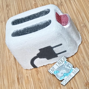 Toaster Bath Bomb: Final Live Laugh Dark Humor Gift - Etsy