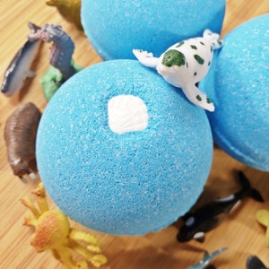 Under the Sea Bath Bomb: Sea Creature Surprise Inside, 2 Toy Option - Etsy
