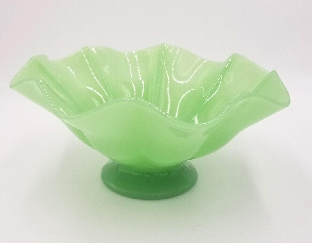 Vintage Jadeite Jadite Jade Green Ruffled Pedestal Compote Vase Candy ...