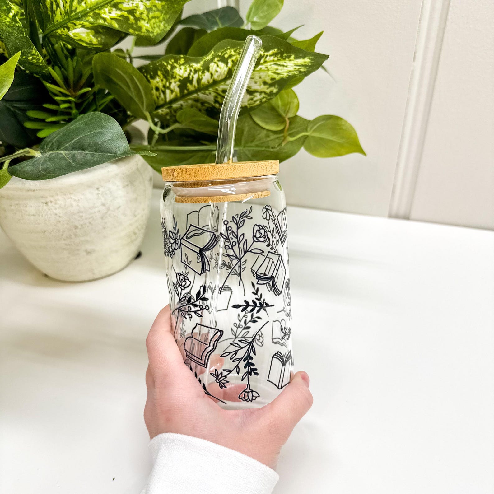 Black Book Floral Outline 16 Oz Libbey Cup - Etsy