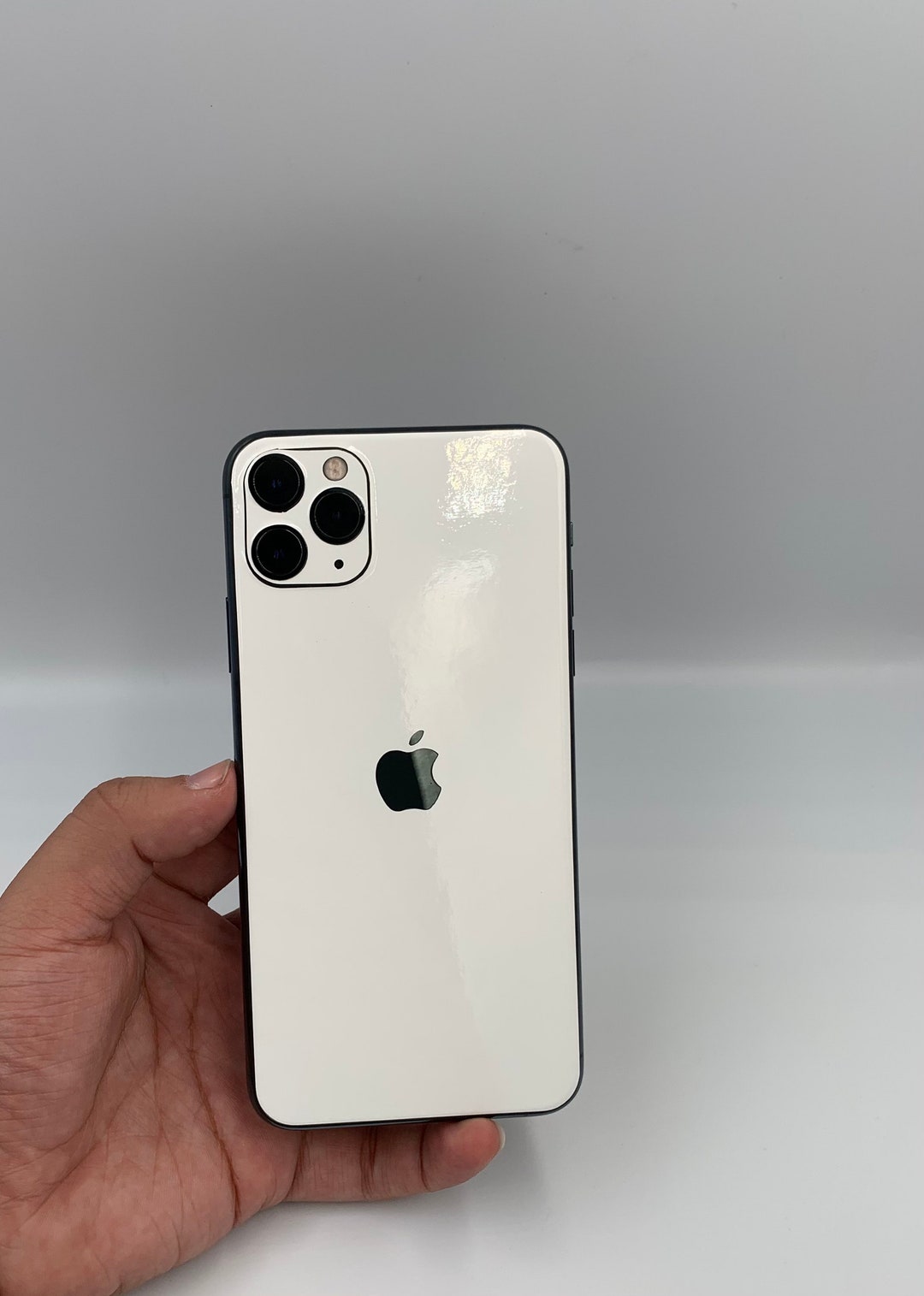 BOGO Free Glossy White iPhone 16 Pro Max, 15 Pro, 14 Plus, 13 Pro, 13 ...