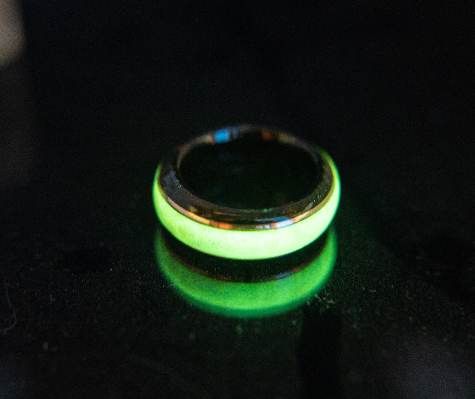 Colorful Luminous Resin Wood Ring Women Men Fluorescent Glowing Rings ...