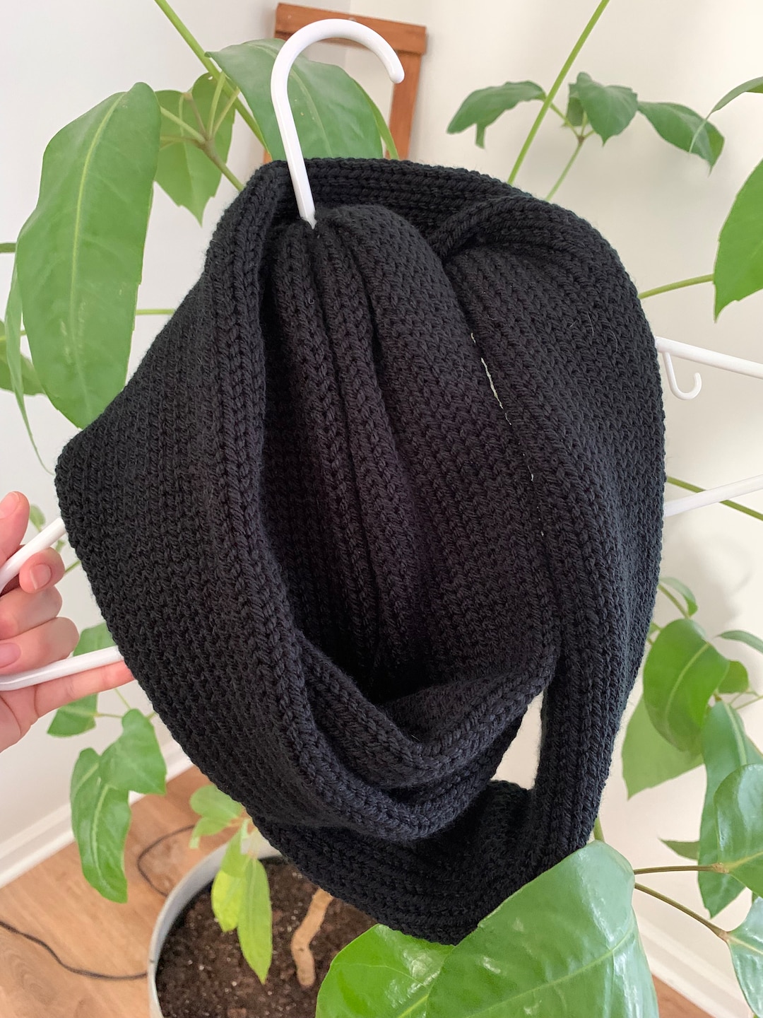 Wednesday Inspired Black Snood, Knitted Snood, Winter Snood, Wednesday ...