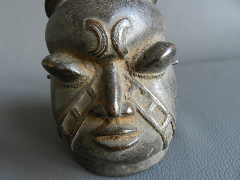 Head Warrior Bronze Oba Ife Face Gashes, Edo Yoruba Hat, Antic ...