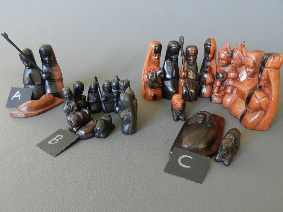 Nativity Scene Santons With 11 Figurines Characters Carved in Brown and ...