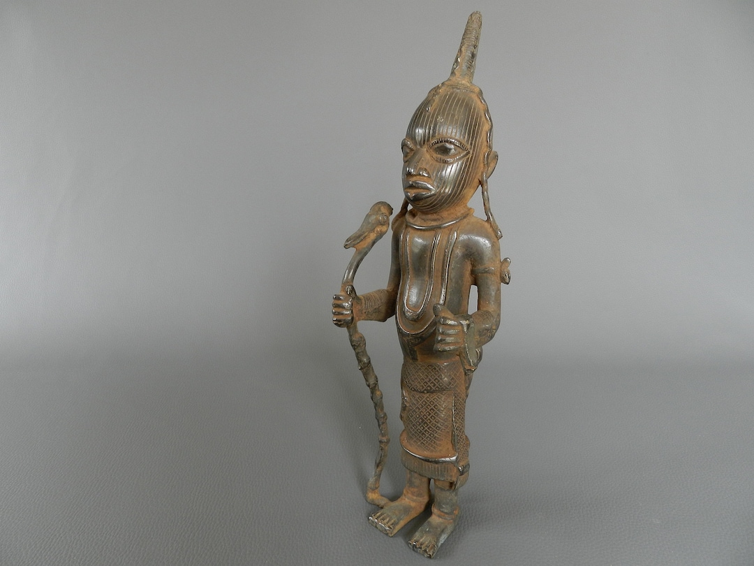 Luxury Bronze Edo Ife Oba War Armor, Heavily Armed Oba Regal Insignia ...
