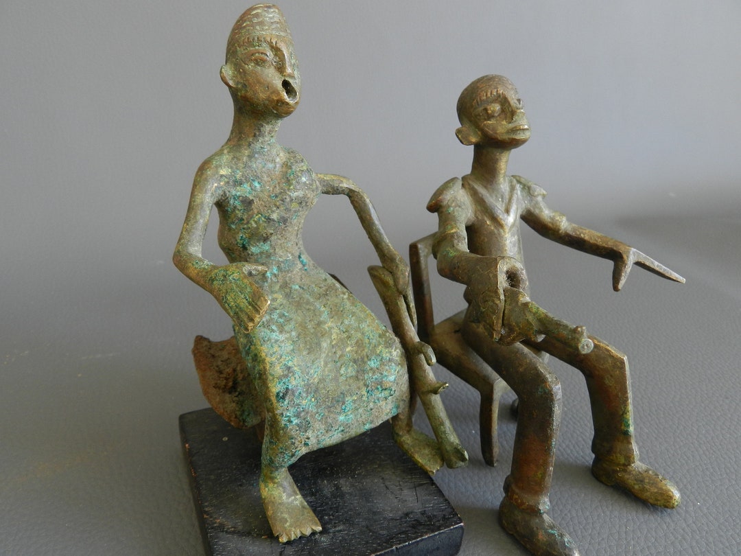 Sculpture Bronze Soldier Ashanti King Weapons in Hands Oxidized Green ...