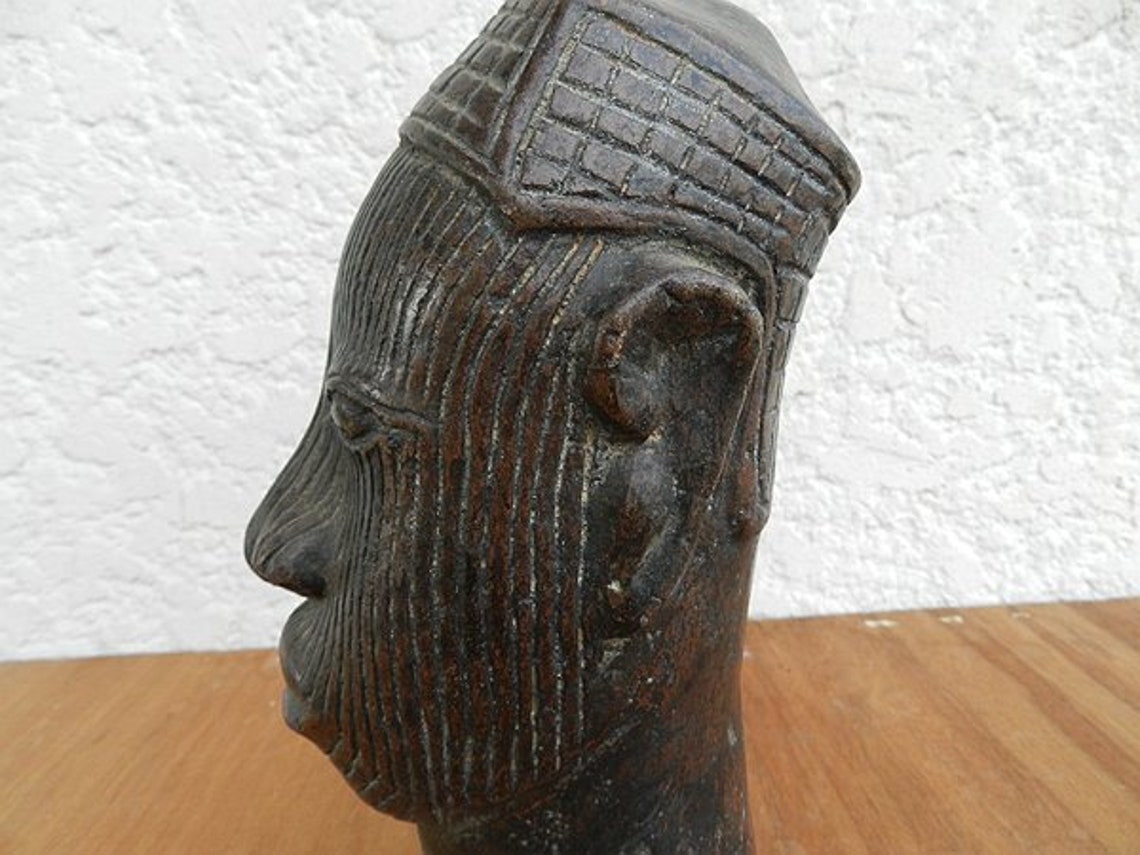 Oni of Ifè Divine King Terracotta Nigeria Yoruba, Commemorative Head ...