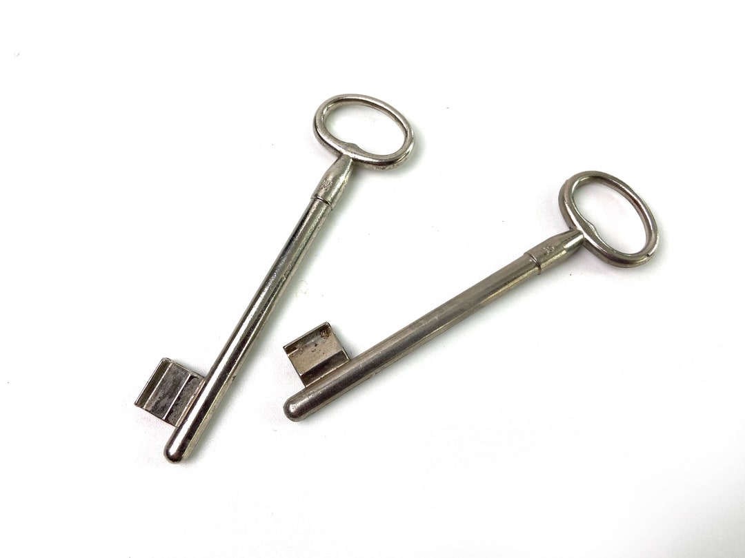 Set of 2 Large Old Dutch Antique Skeleton Keys | 1960s | Midcentury ...