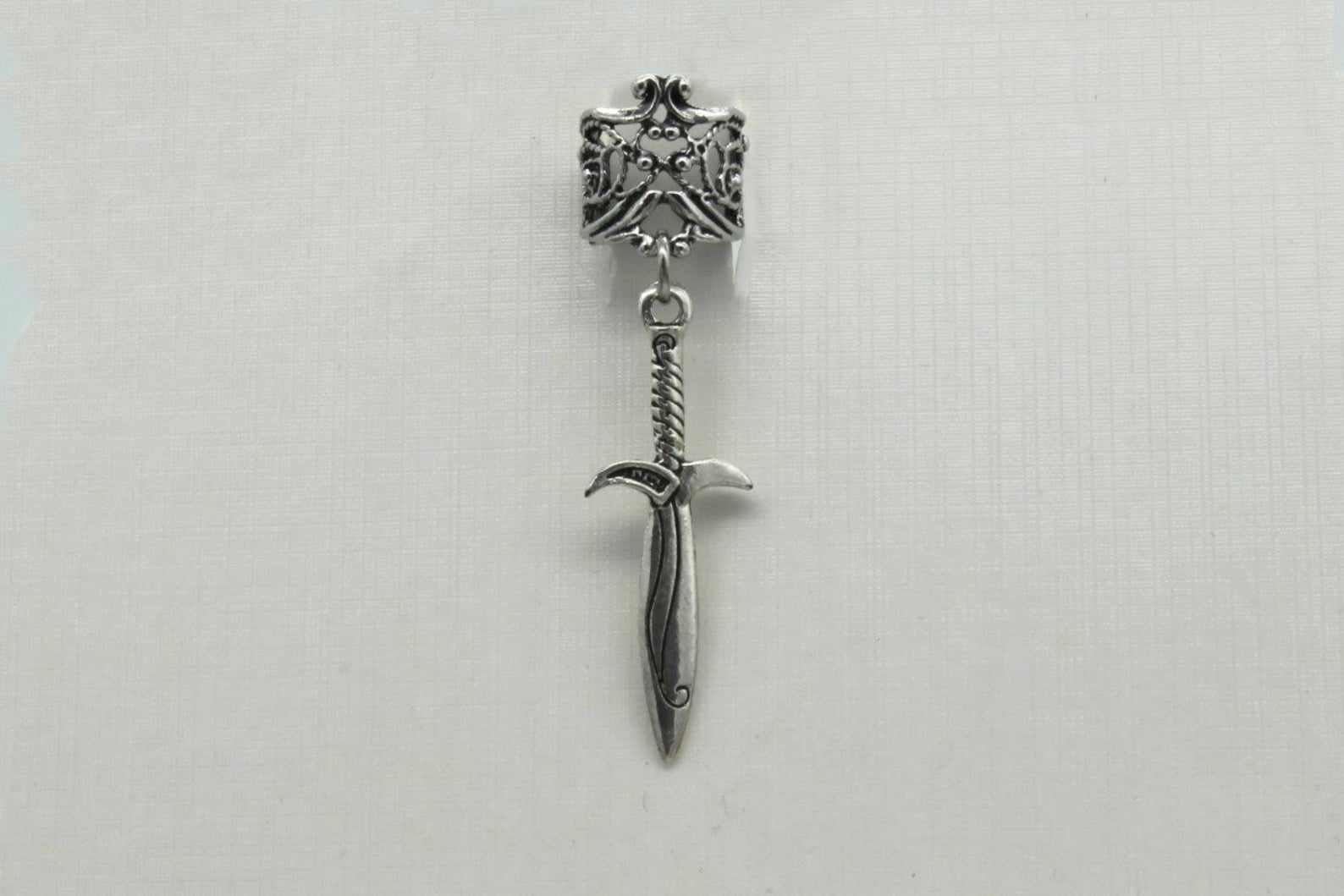 Ear Cuff Vintage Medieval Fantasy Elven Dagger - Etsy