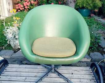 Vintage Mid-century Modern Homecrest White Wire Swivel Rocker Lounge ...