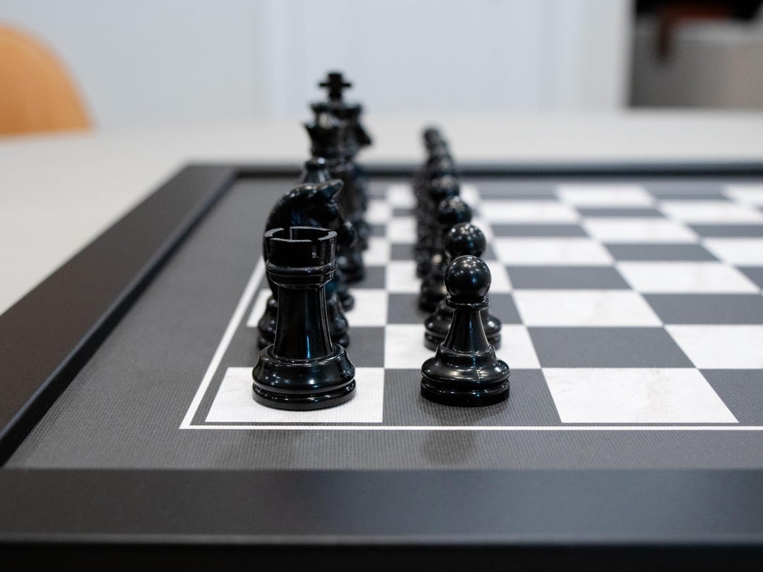 Set of Replacement | Magnetic Chess Pieces, | 2 Queens or Checkers ...