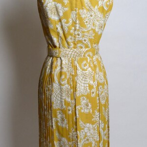 Circa 1950s Gold and Cream Paisley Rockabilly Dress - Etsy