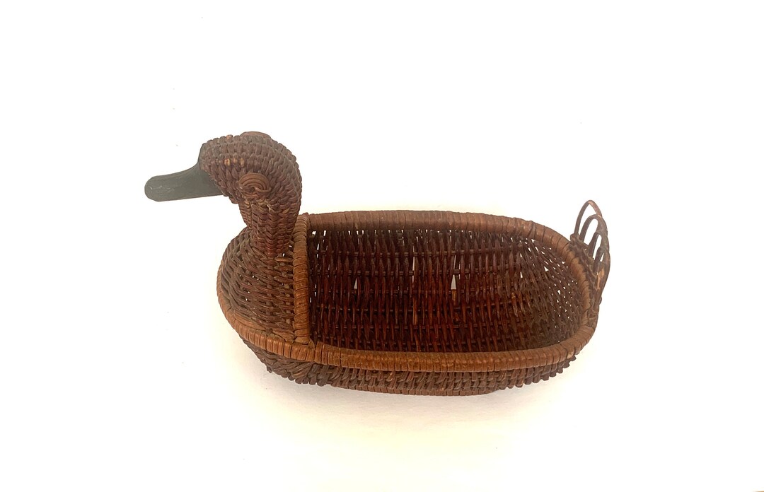 Vintage Woven Rattan and Wood Duck Basket/serving Dish - Etsy