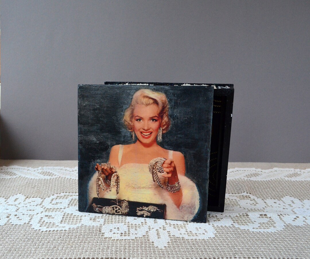Marilyn Monroe Wooden Jewelry Box Wood Ring Earrings Storage Box ...