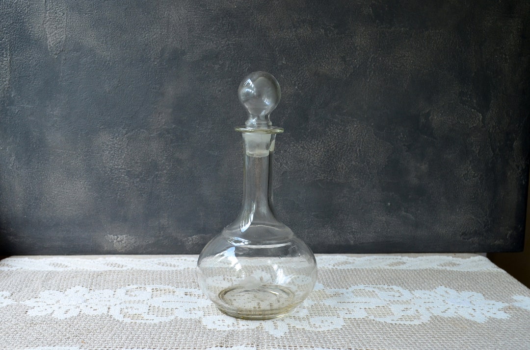 Clear Glass Floral Wine Decanter Etched Glass Carafe Liquor Scotch ...
