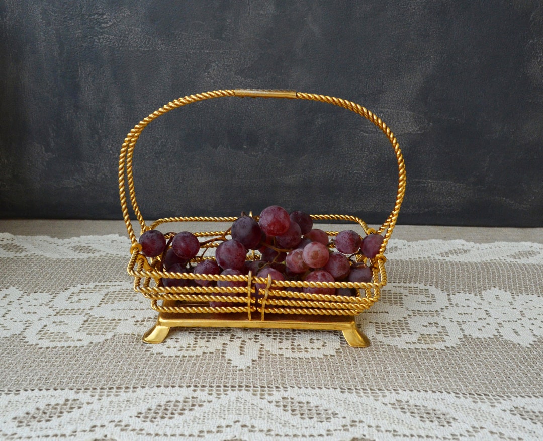 Small Metal Candy Basket With Handle Kitchen Sweets Storage Fruit ...