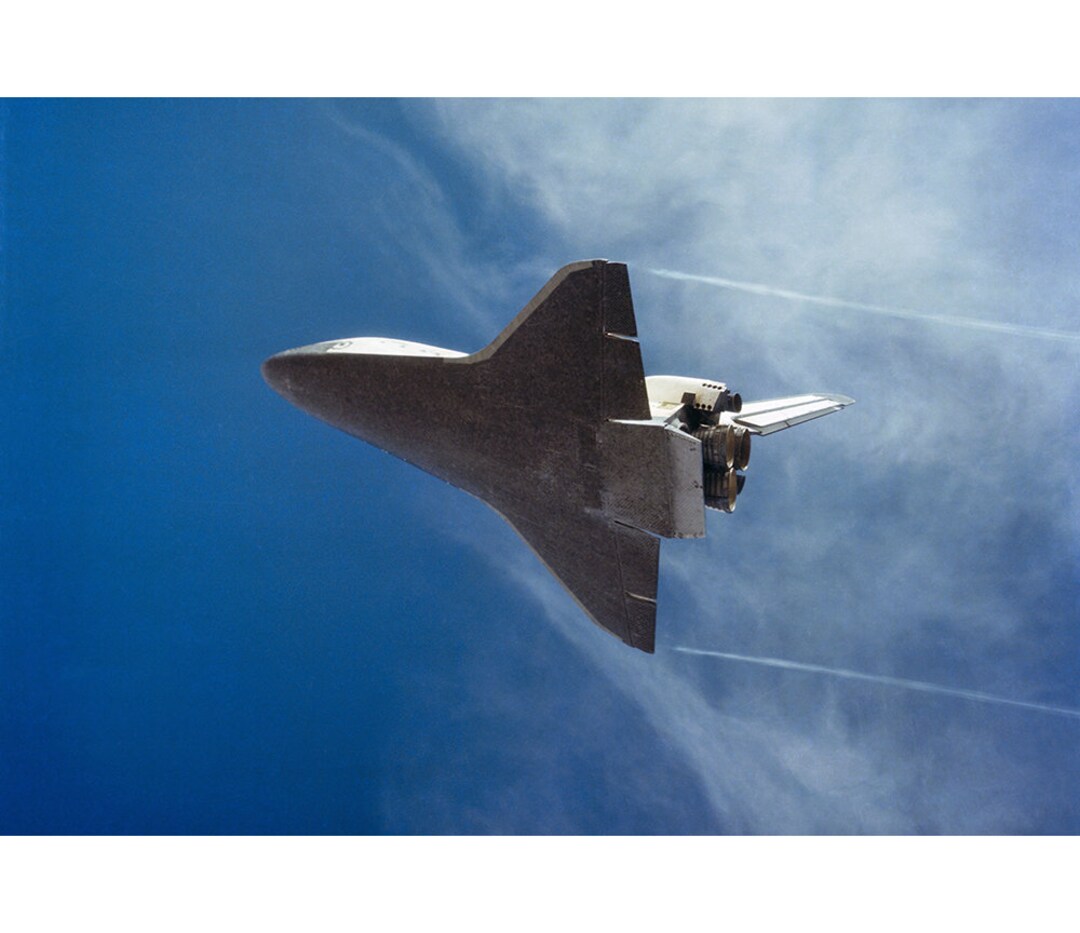 Space Shuttle Gliding