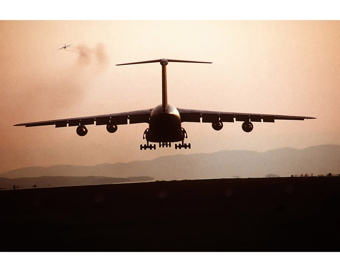 C-5 Galaxy in A Majestic Takeoff Military Jet Photo Digital Download - Etsy