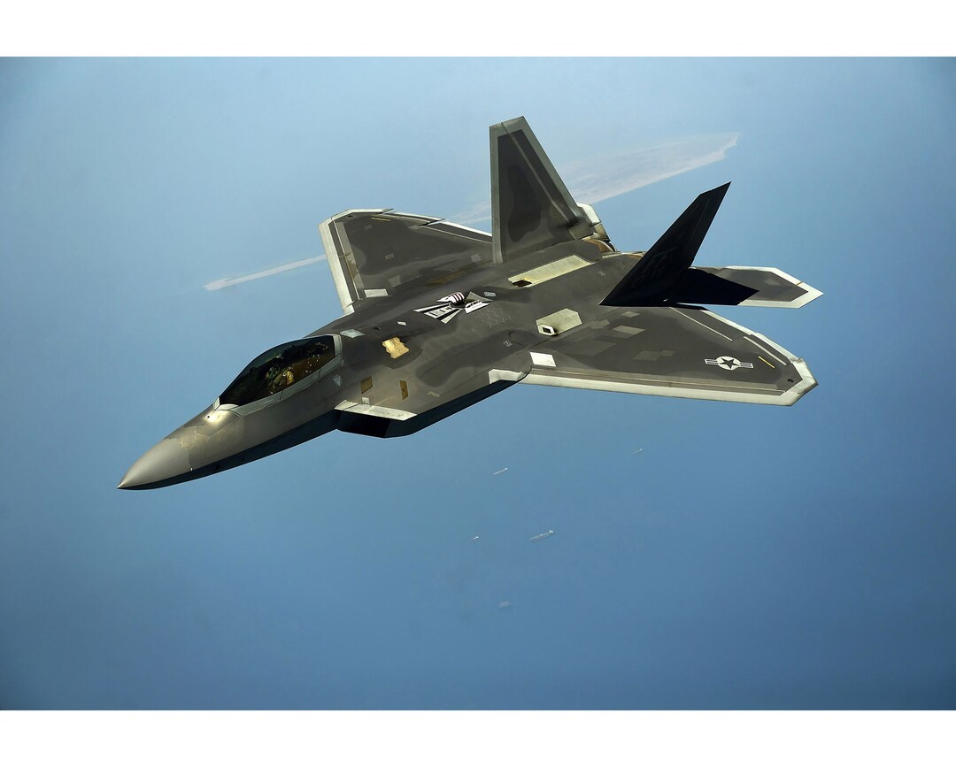F-22 Raptor Prowling Over Water - Military Jet Photo - Digital Download ...
