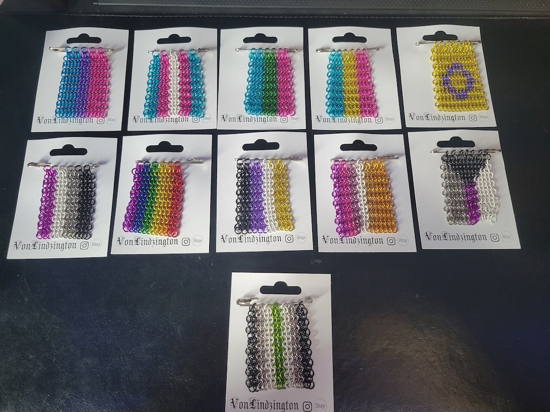 Made to Order - Chain Weave Pride Flag Pin - Etsy