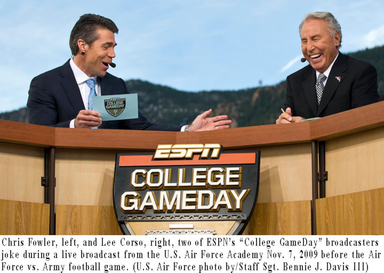 B-2 Bomber Flag Pins With Bayonet Backs - Etsy