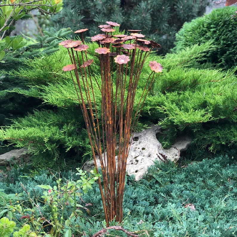 Rusty Flowers Set of 40 Flowers Garden Decor Metal Garden - Etsy