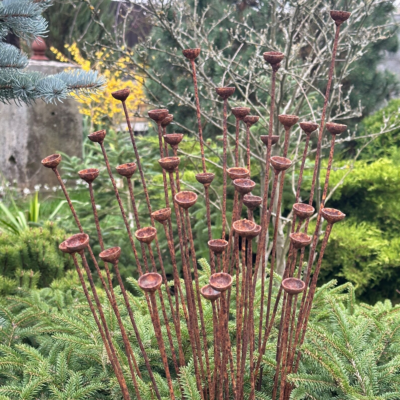 Rusty Tiny Flowers Set of 40, Rusty Flowers Garden Stakes, Metal Garden ...
