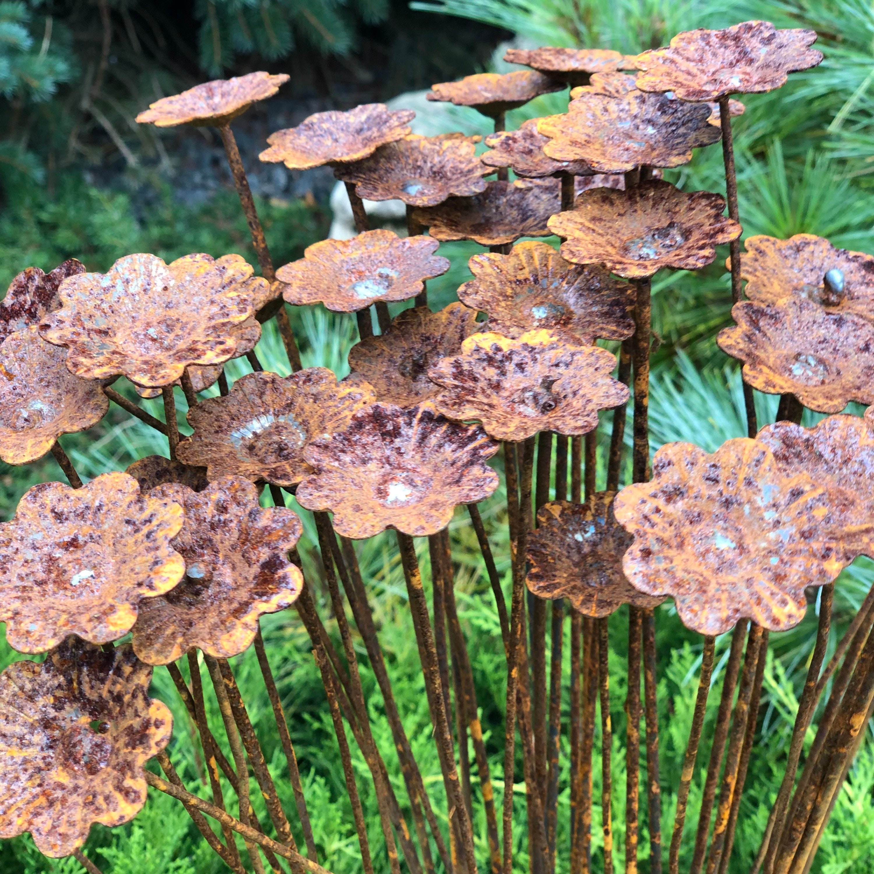 Rusty Flowers Set of 40, Flowers Garden Decor, Metal Garden Decor ...