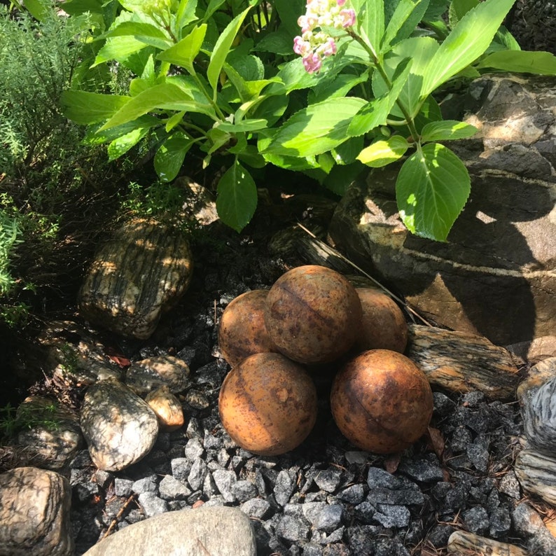 Rusty 35 Metal Balls Set Garden Decor Garden Art Rusty | Etsy