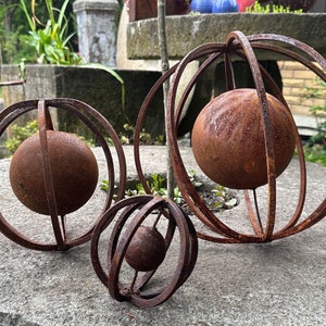 Set of 3 Rusty Metal Spheres Outdoor Garden Decor Zen Inspired Yard Art ...