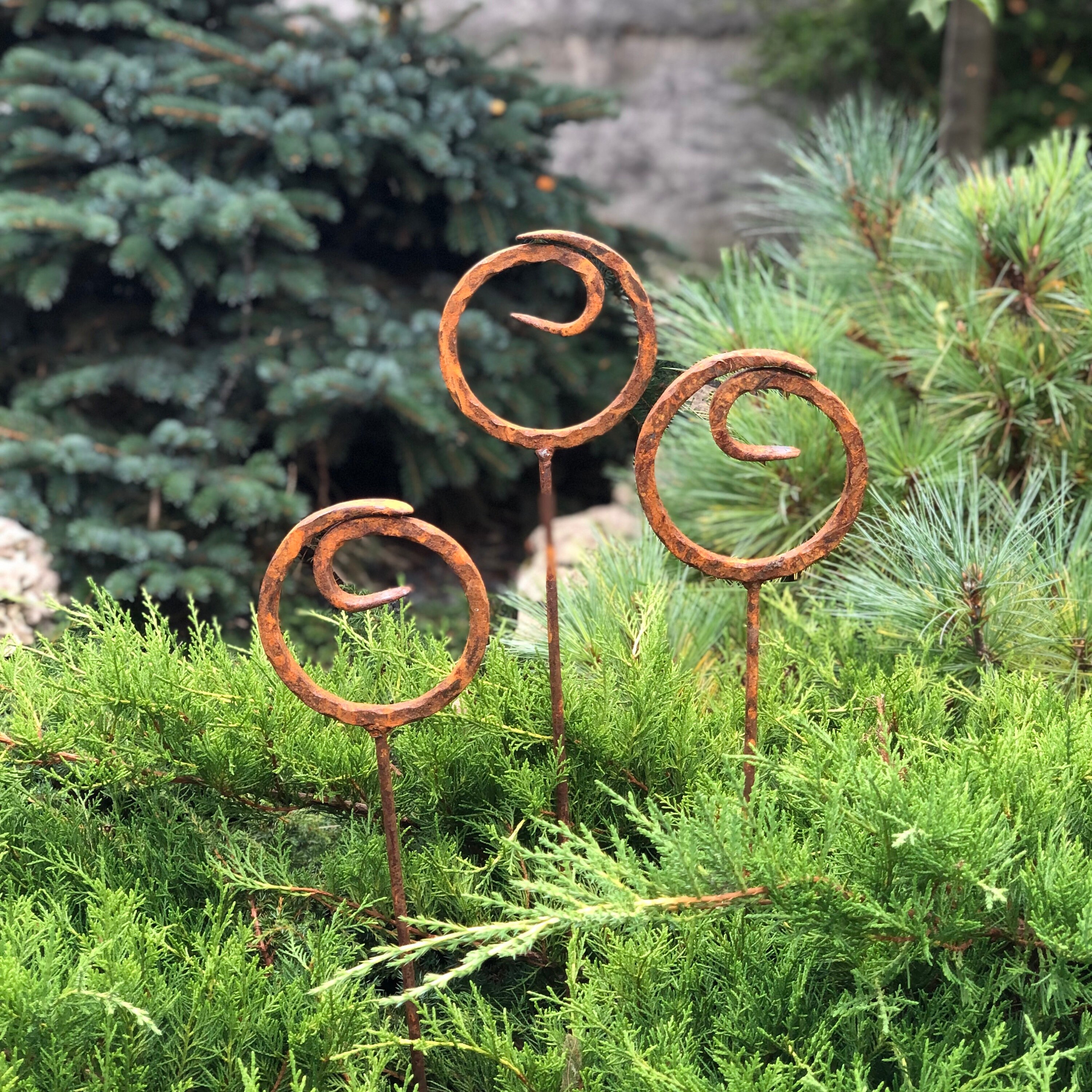 Set of 3 Rusty Metal Garden Stakes Rusty Garden Finials - Etsy