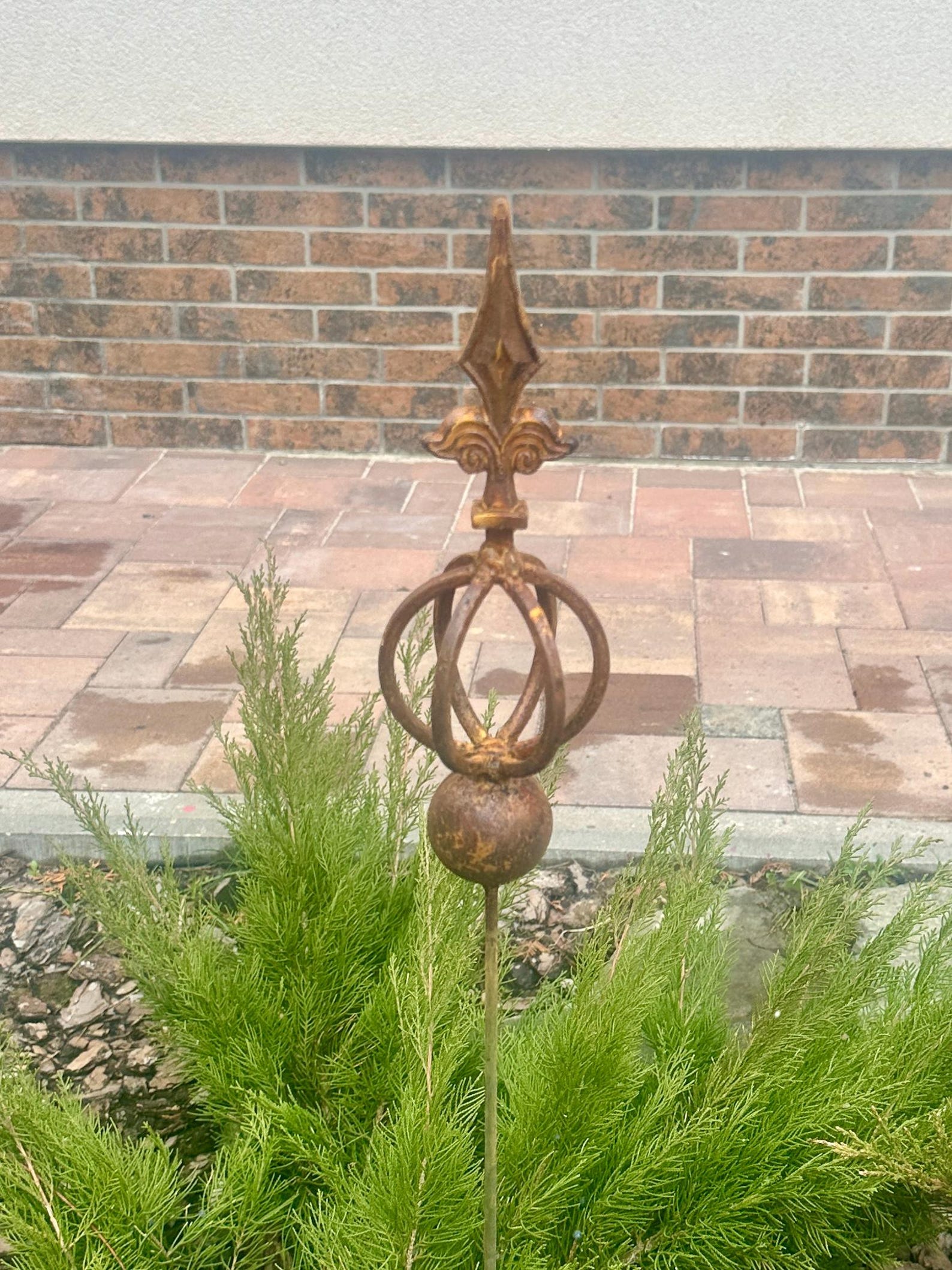 Rusty Metal Garden Finial Stake, Weathered Corten Steel Peak Decor - Etsy