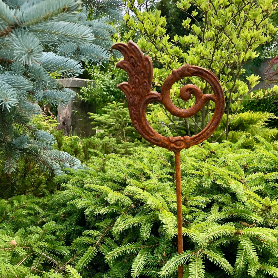 Rusty Metal Garden Stakes Rusty Garden Finial Metal Garden - Etsy
