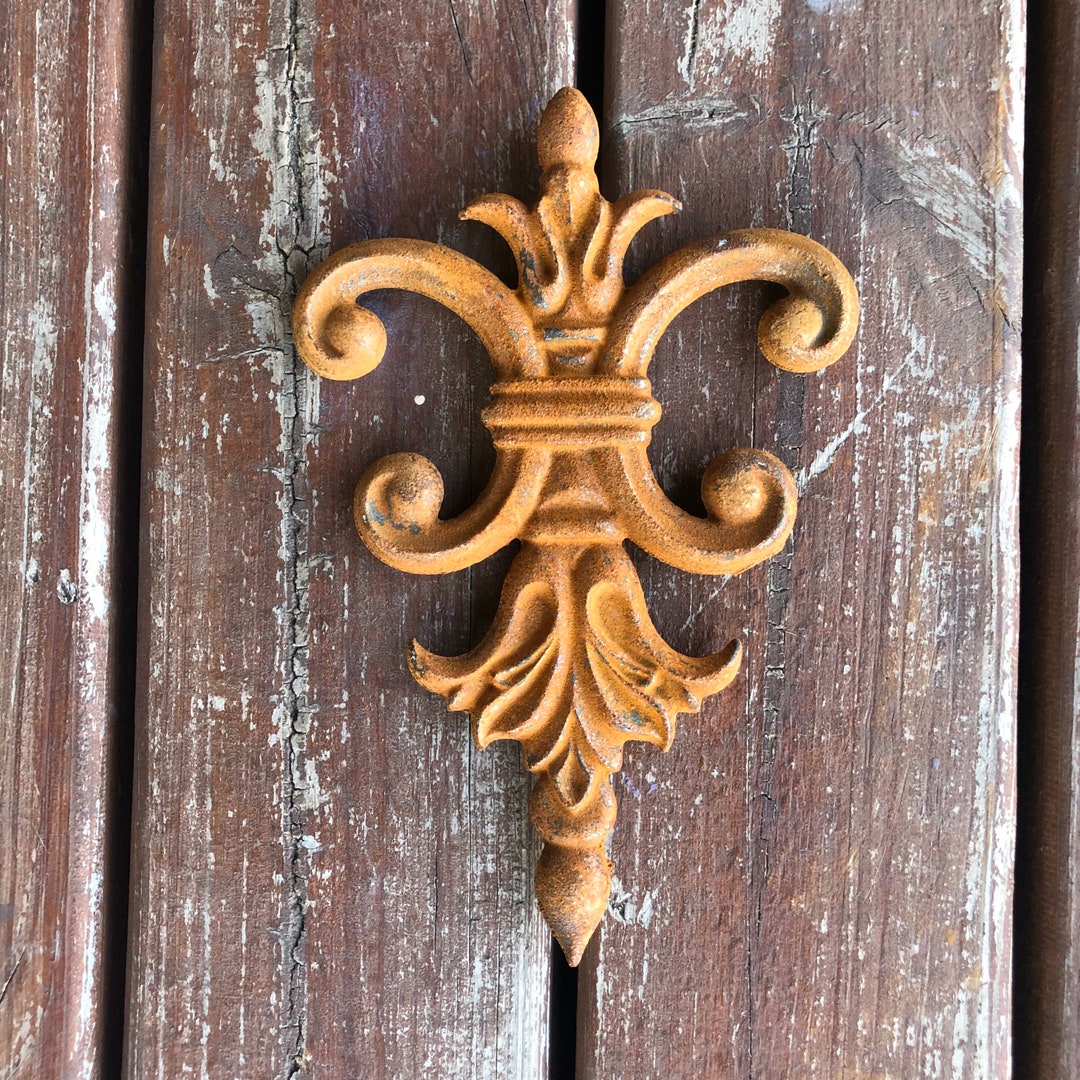 Rusty Metal Fence Decor, Rusty Metal Gate Decor, Cast Iron Decor ...