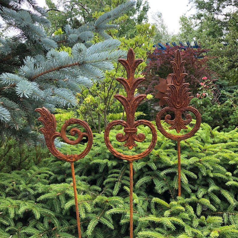 Rusty Metal Garden Stakes Rusty Garden Finial Metal Garden - Etsy