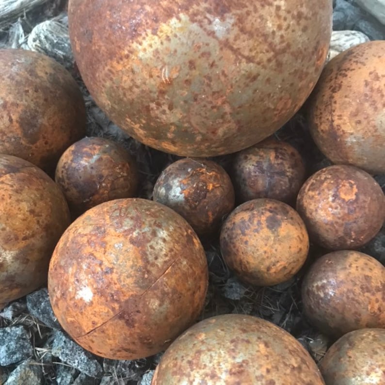 Rusty Metal Garden Balls Set, Rustic Corten Steel Yard Art, Lawn ...