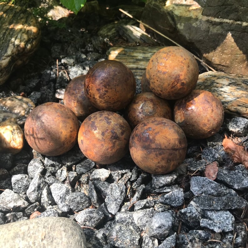 Set of 9 Rusty Metal Balls Garden Decor Garden Art Rusty - Etsy