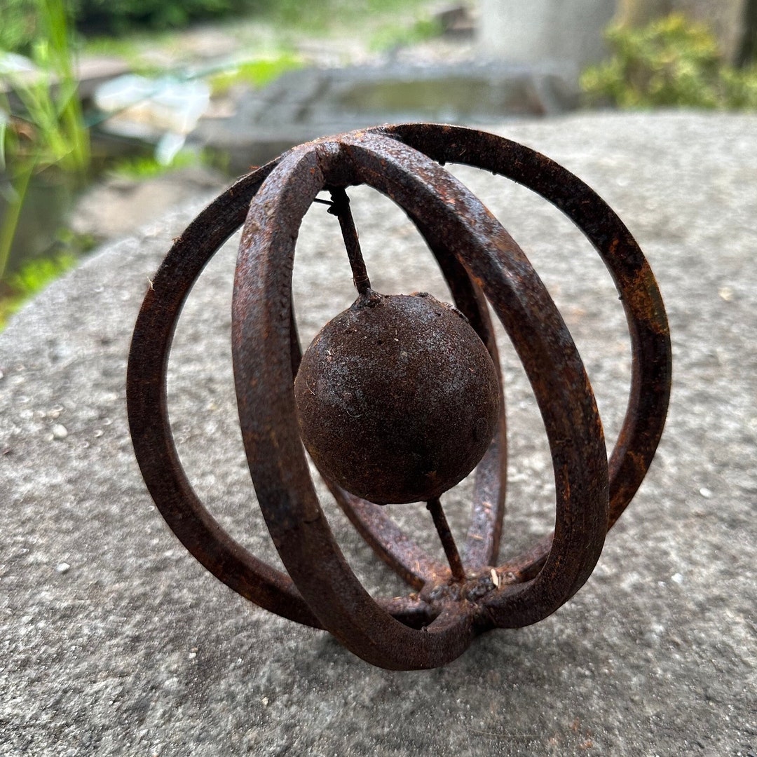 5” Rusty Metal Sphere – Outdoor Garden Decor, Weathered Steel Ornament ...