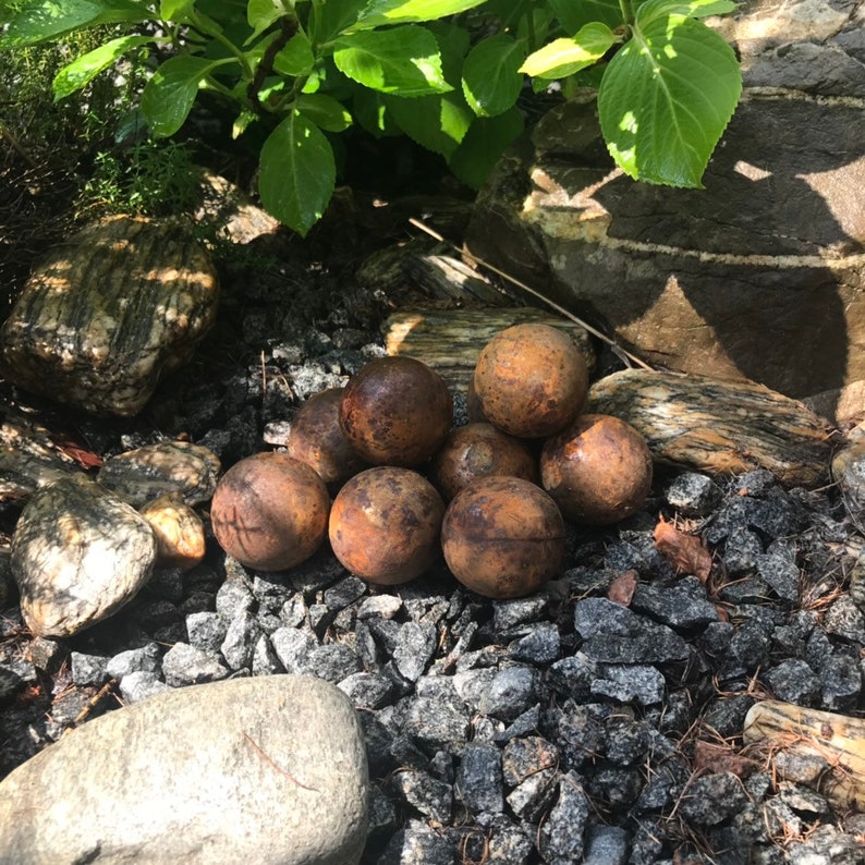 Set of 9 Rusty Metal Balls Garden Decor Garden Art Rusty - Etsy